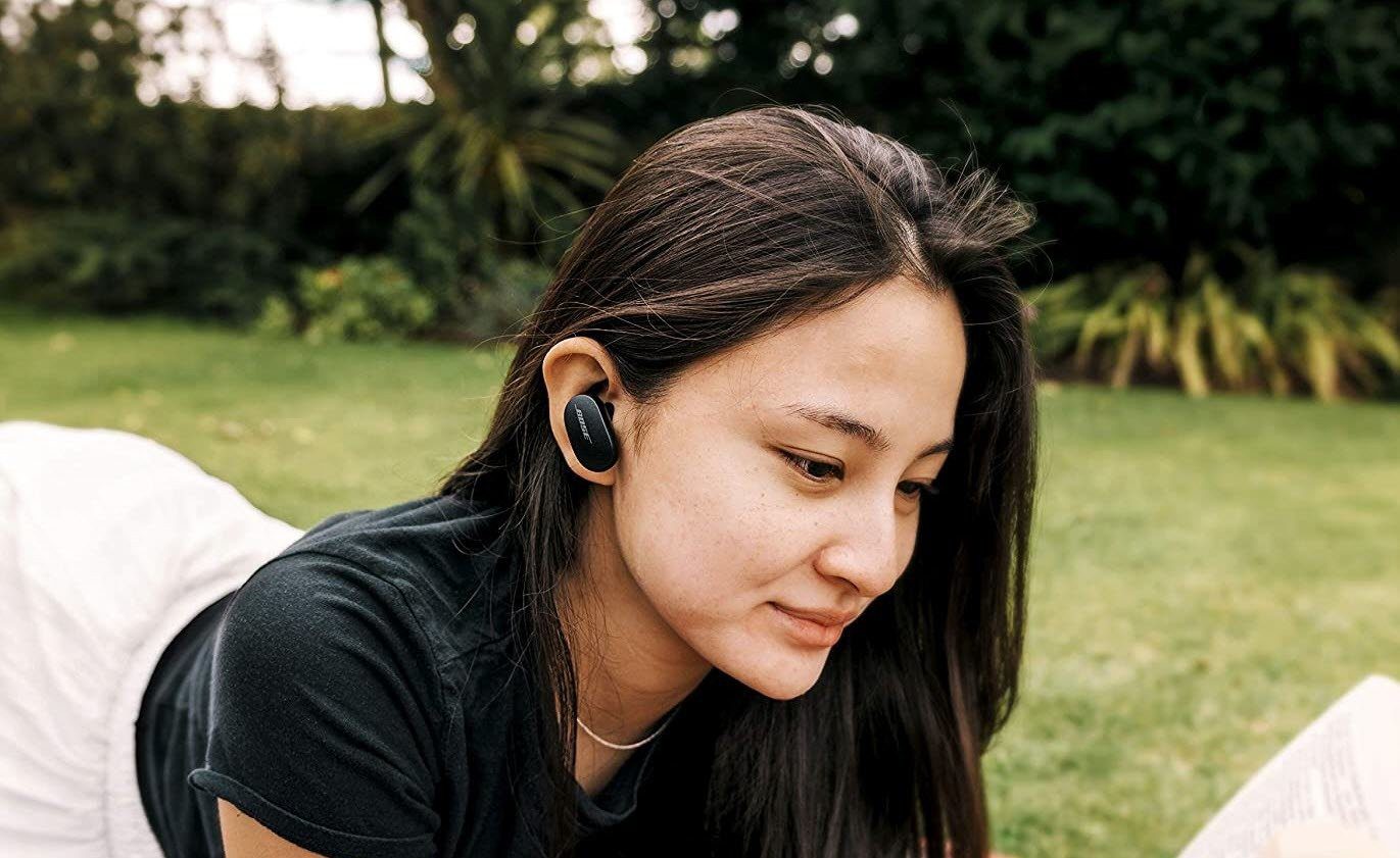 6 Best Wireless Earbuds With Ambient Sound Feature