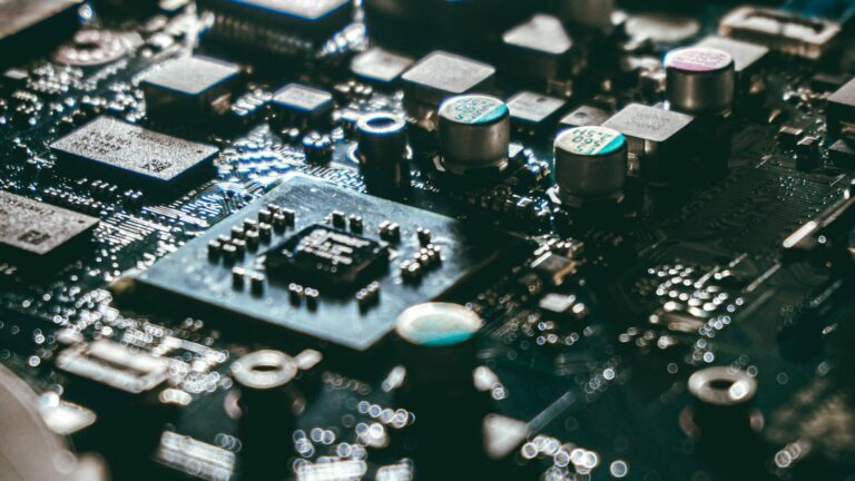 How to Enter BIOS on Windows 10 and 11 PC Without Restarting - Guiding Tech