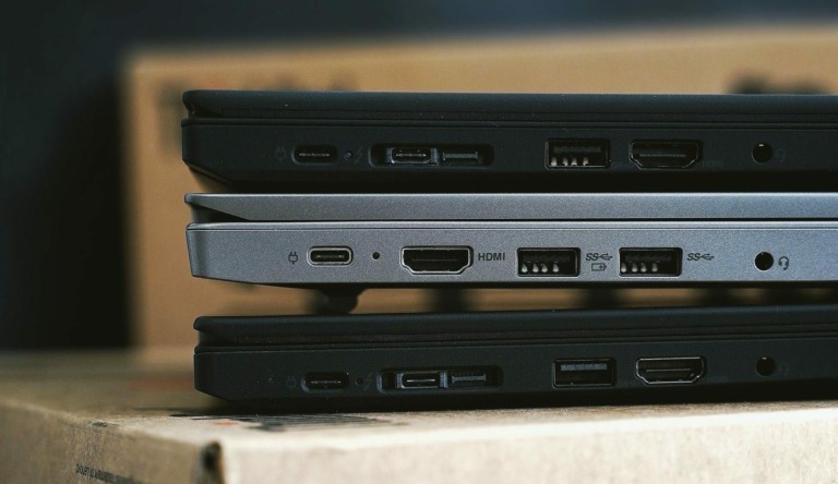 6 Best Apple Mac Mini M1 Docks That You Can Buy