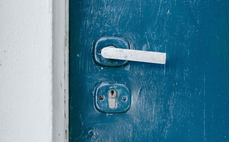 5 Best Apple HomeKit Compatible Smart Door Locks