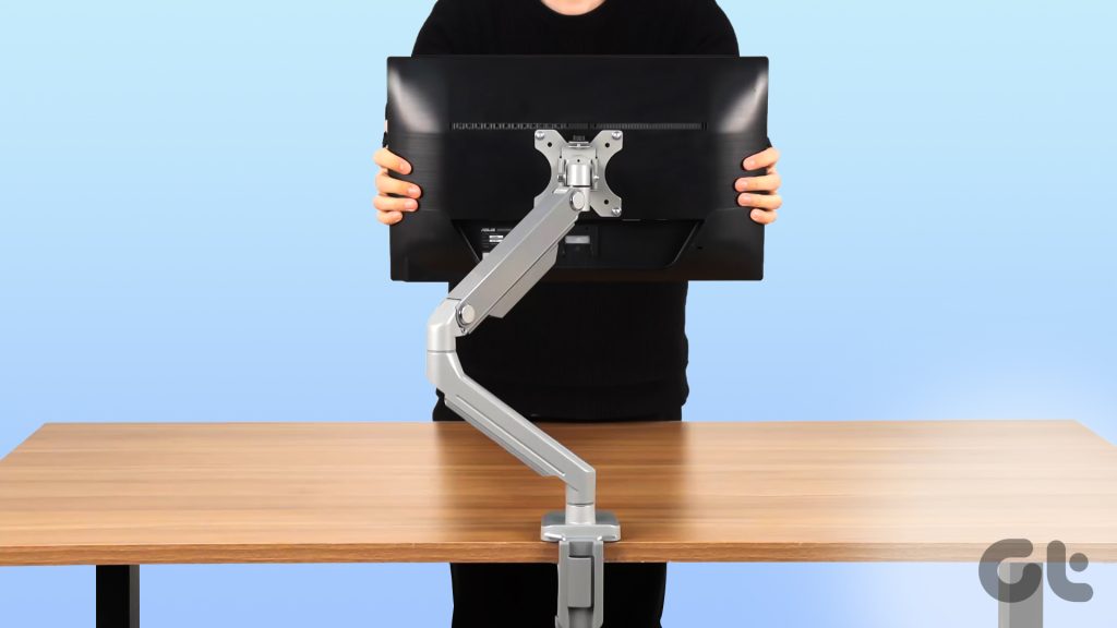 5 Best Boom Arms and Mounts for Hyperx QuadCast - Guiding Tech