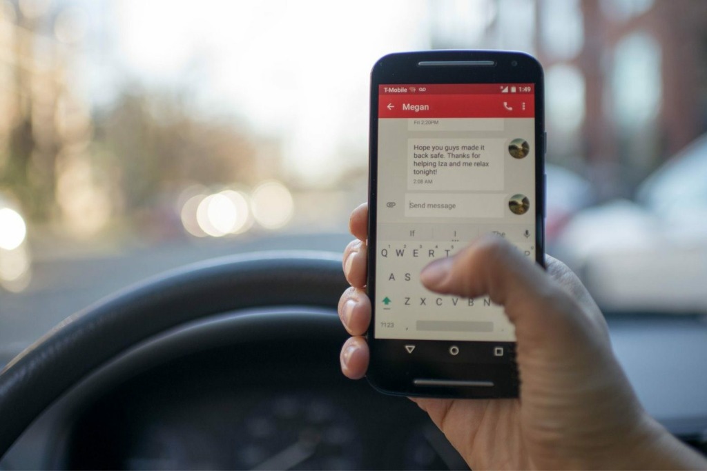 5 Fixes for iPhone Not Receiving Text Notifications - Guiding Tech