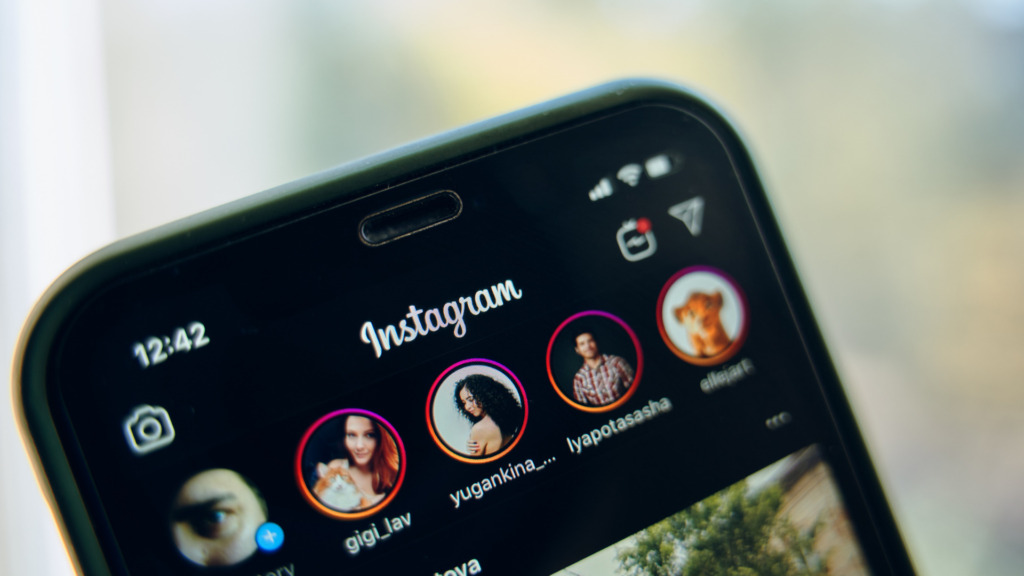 2 Ways to Add Special Effects to Instagram Messages - Guiding Tech
