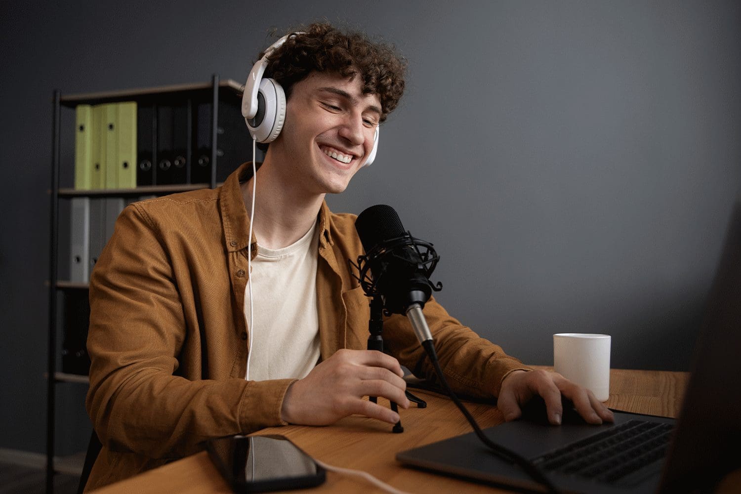 10 Ways to Make Your Mic Sound Better on Windows - Guiding Tech