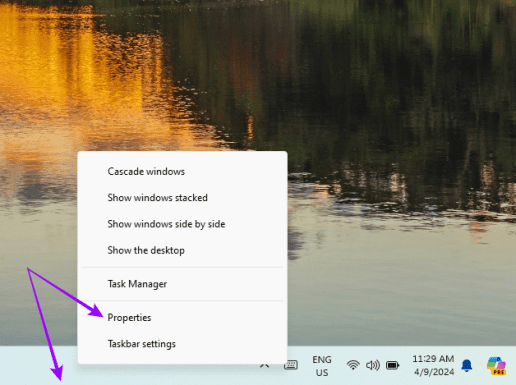 2 Ways to Resize the Taskbar Icons in Windows 11 - Guiding Tech