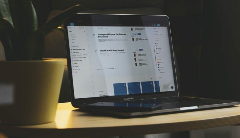 Top 7 Privacy Screens for Computer Monitors