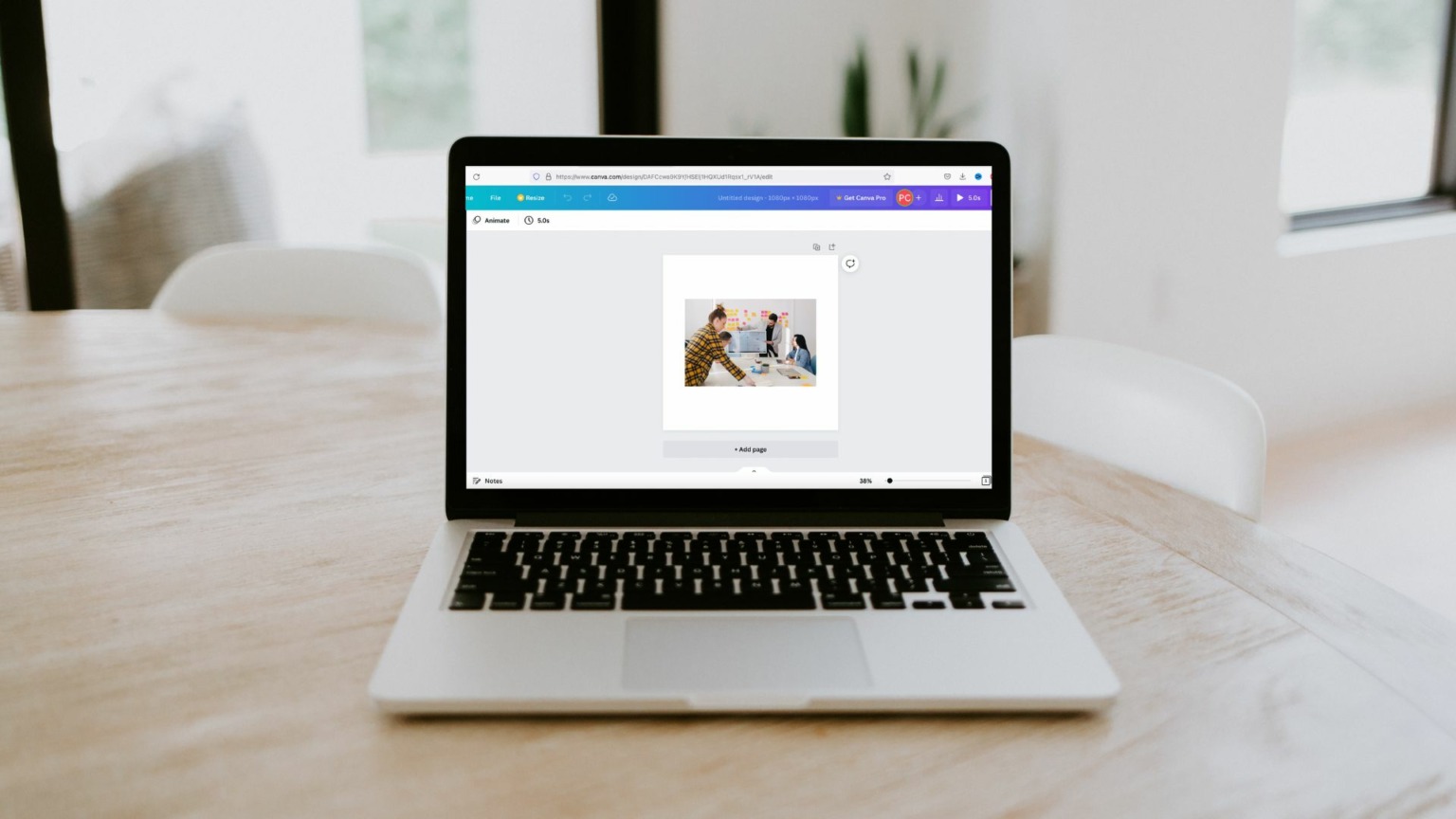 How to Crop Pictures into Shapes in Canva (Desktop and Mobile Apps)