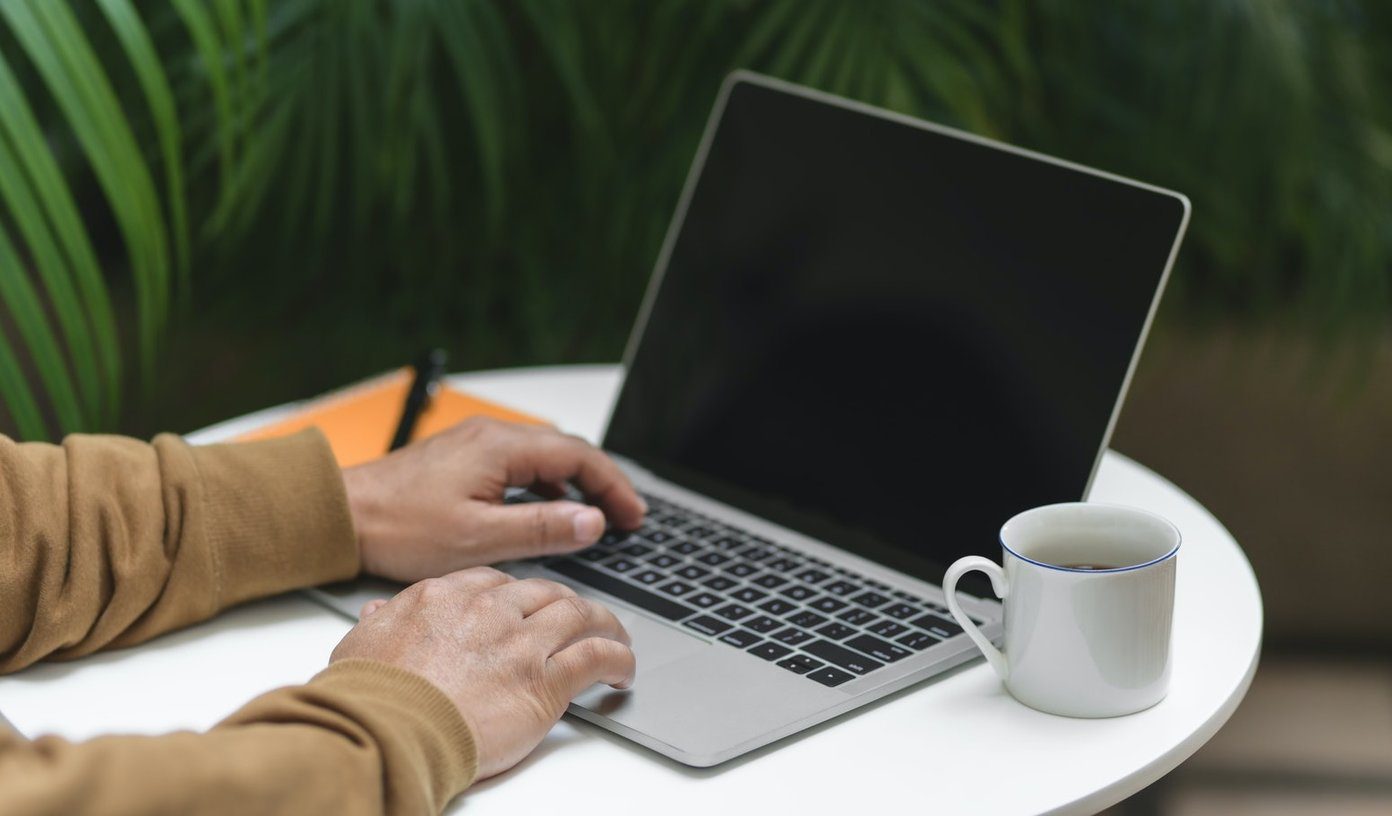 A Detailed Guide to Fixing Mac Booting With Black Screen Issues ...