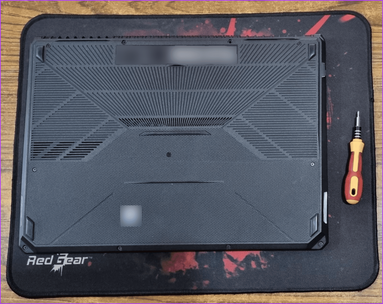 How to Install the RAM on Your Windows Laptop - Guiding Tech